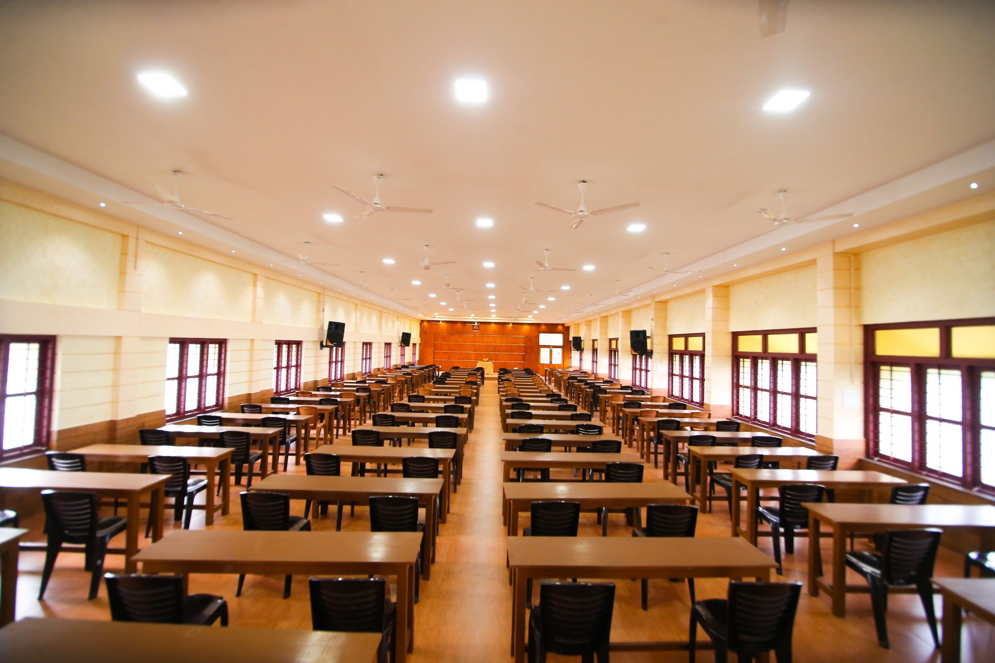 Exam Hall - Kristu Jyoti College of Management & Technology : Kristu ...